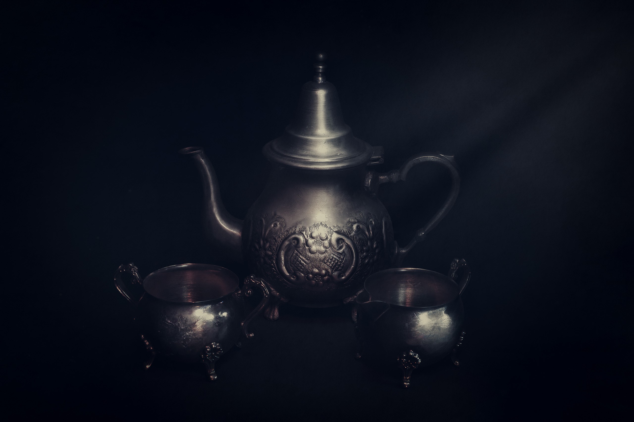 My 10 favorite props for vintage still life | Photofocus