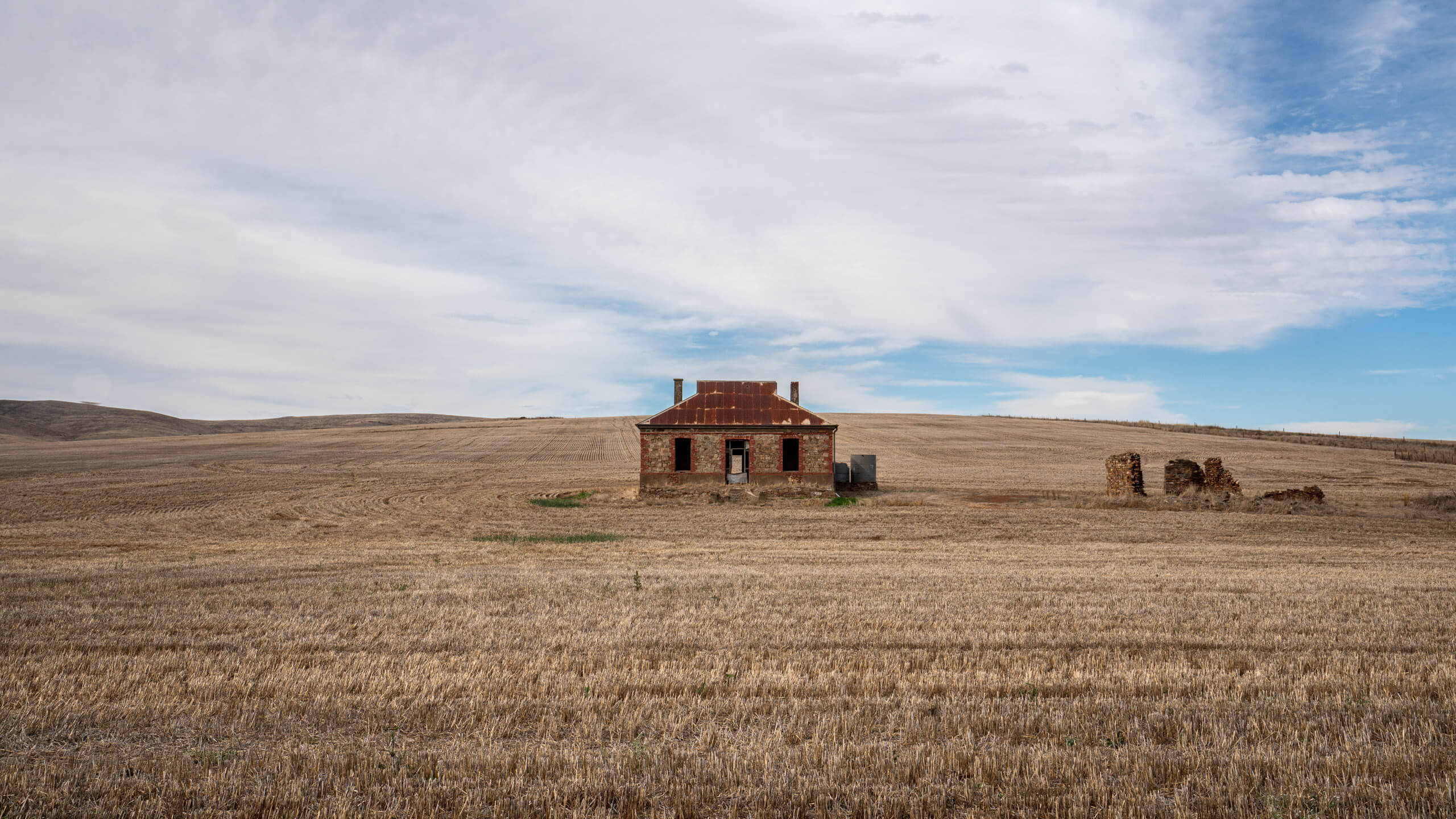 Travel notes: Burra, near World's End - Photofocus