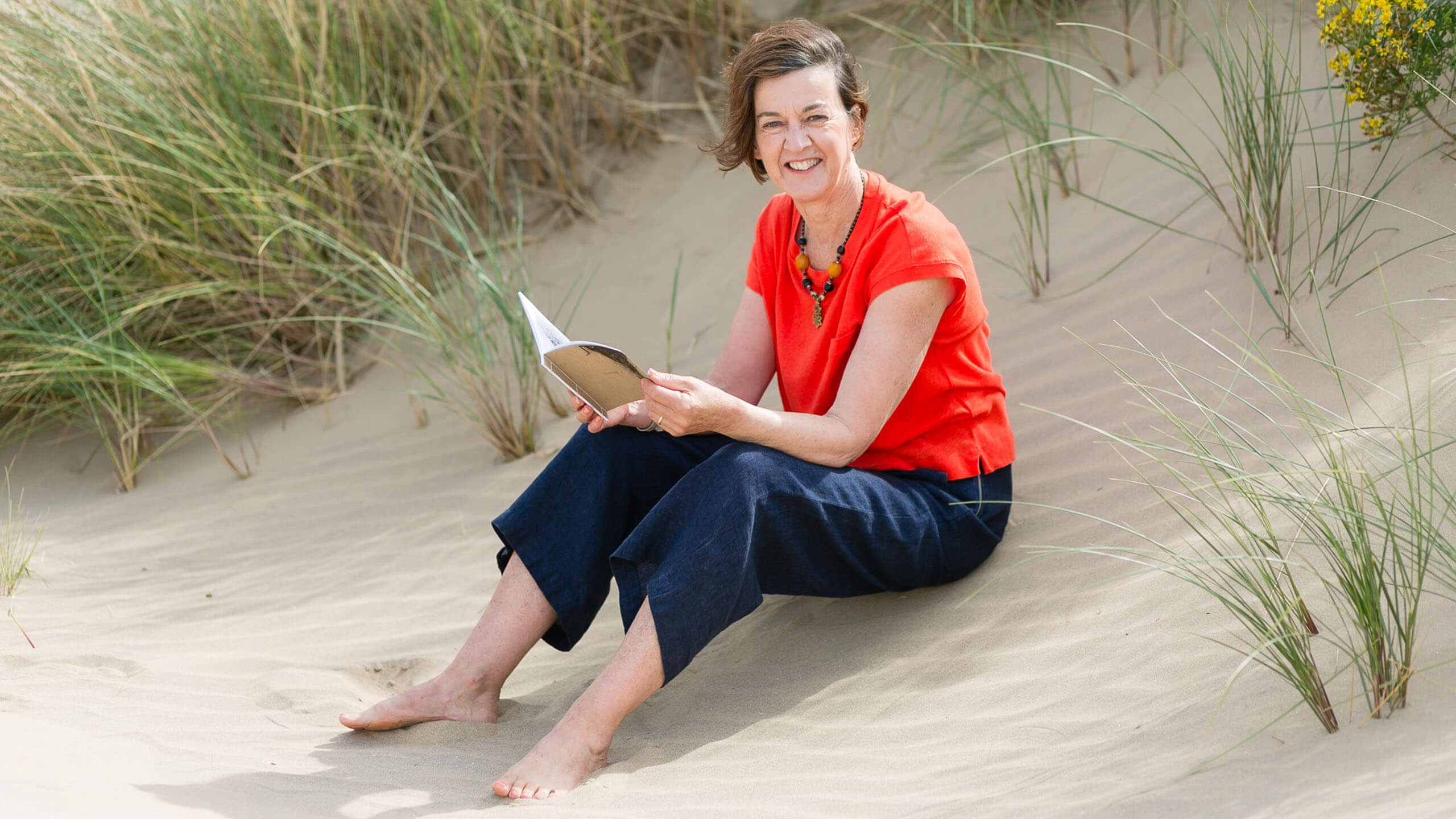 10 posing prompts for a successful headshot session - Photofocus